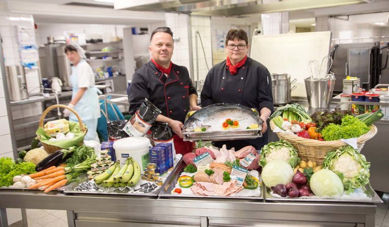 Jörg Nowak Küchenleiter;Stefanie Großert Köchin - Hallo Wochenende